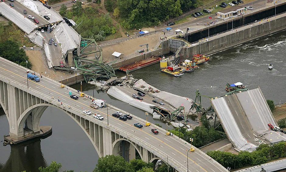 AS mengambil masa 13 bulan untuk membaiki jambatan yang runtuh di ...