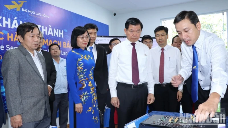 Đồng Nai có phòng thực hành vi mạch bán dẫn đầu tiên