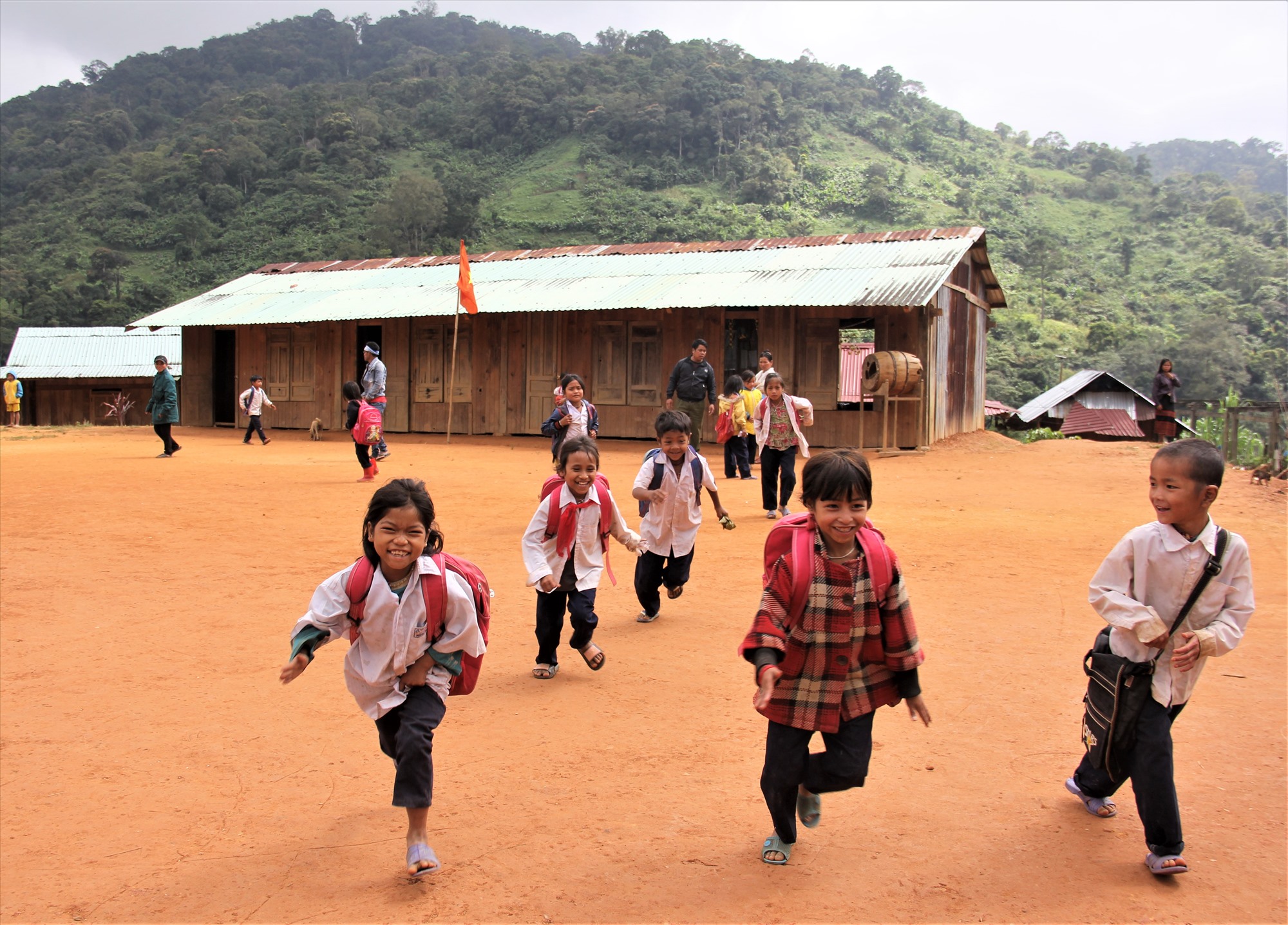 ベトナムは少数民族の学生の教育へのアクセスを保証している。