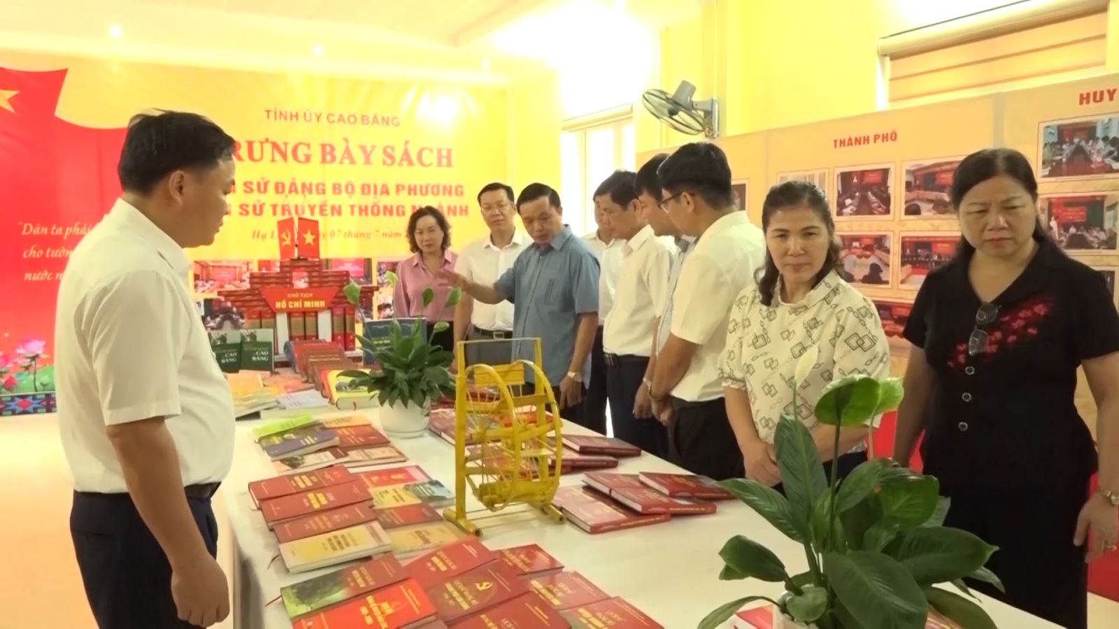 The whole province published 70 historical publications of local and ...