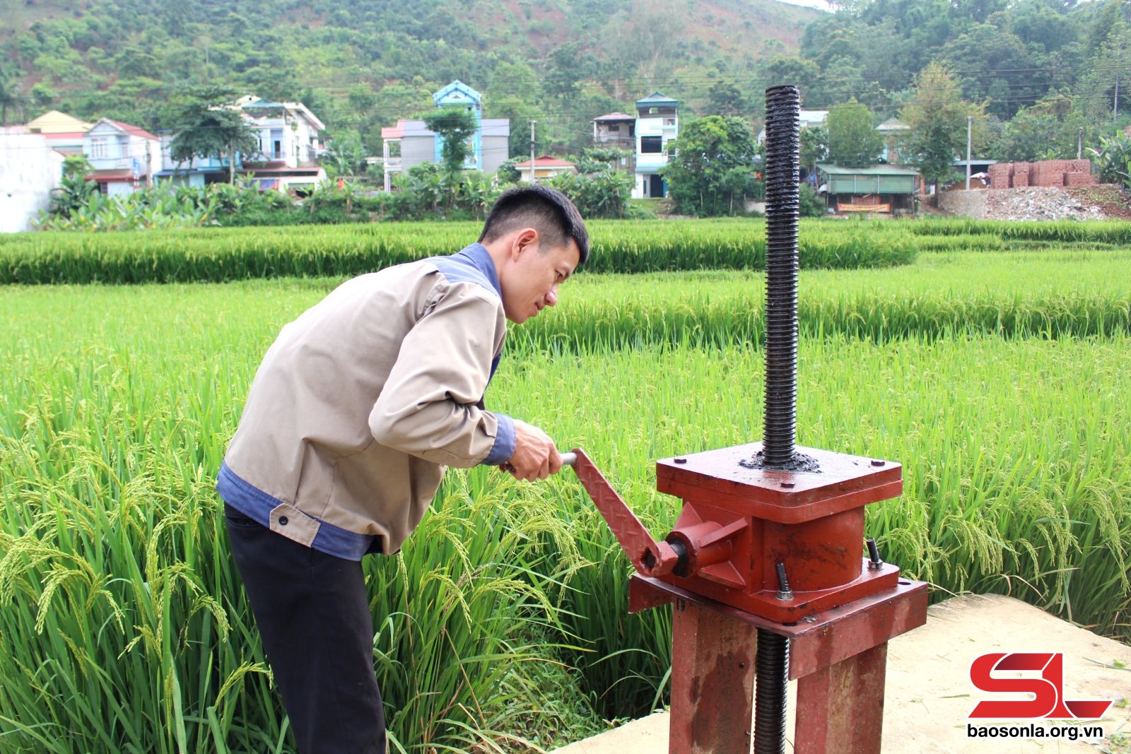 Upgrading the Pha Lua irrigation project