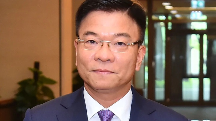Mr. Le Thanh Long holds the position of Deputy Prime Minister