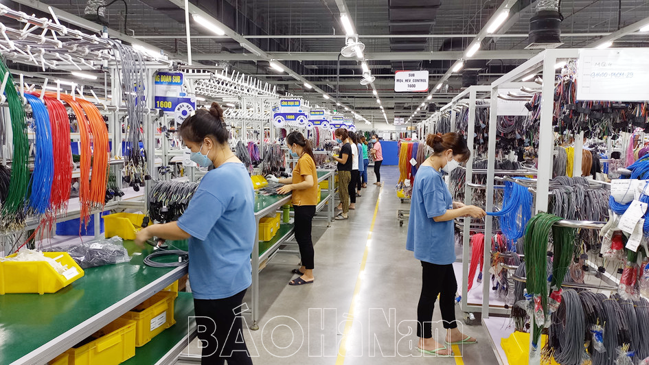 The group of electrical wires and cables experienced strong growth.