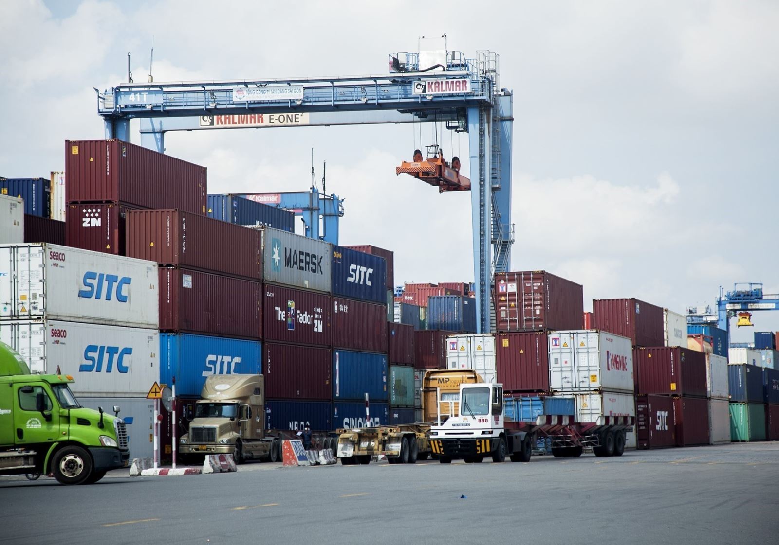 Filling the gaps in human resource development in the logistics industry.