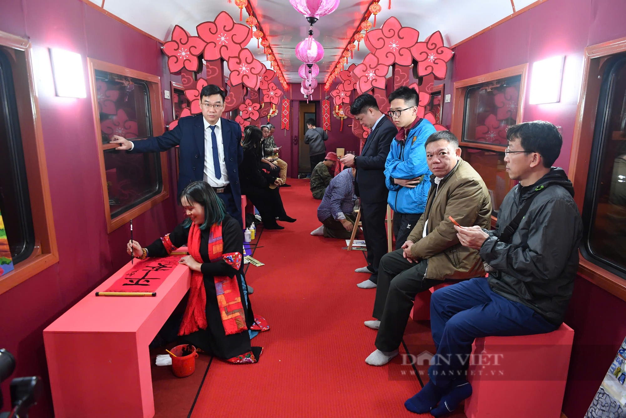 Colorful images on the special Tet At Ty spring train