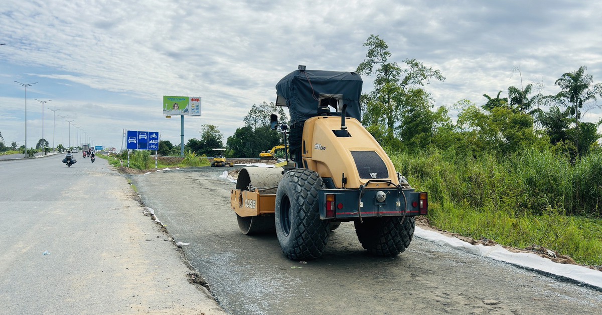 How has the investor of the Cao Lanh - Lo Te route upgrade project ...