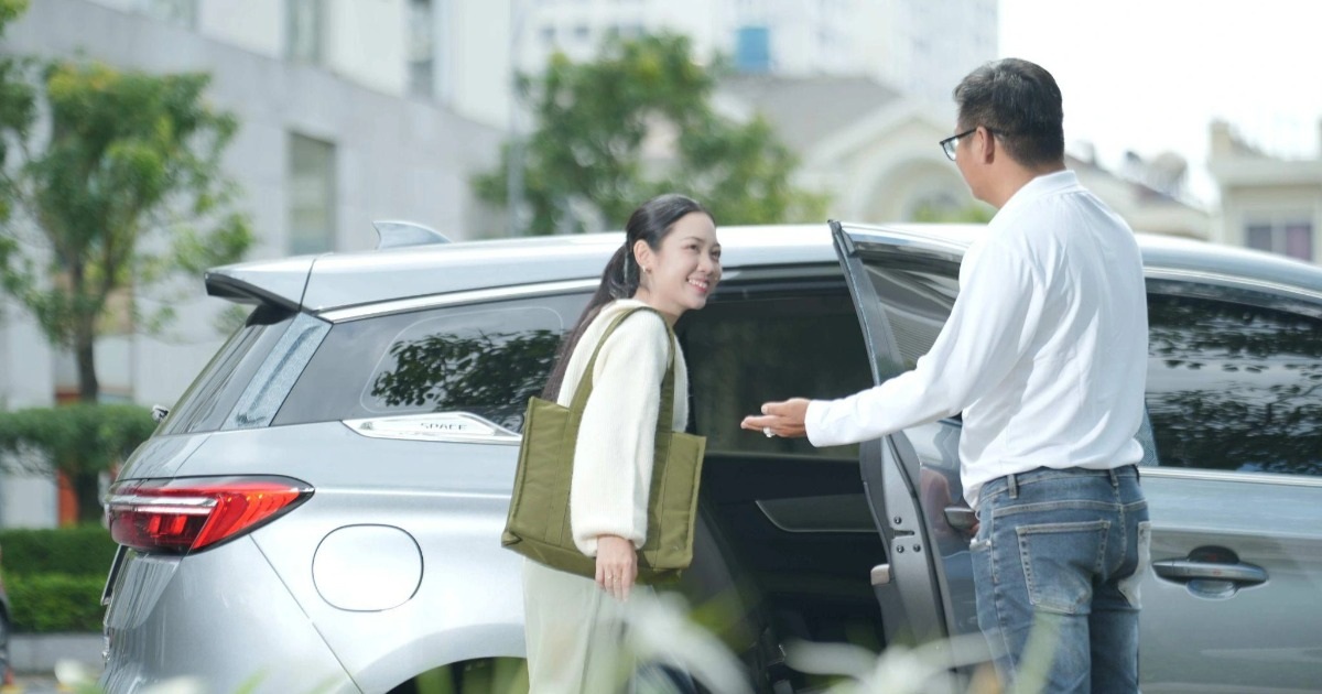 Grab tests electric car GrabCar service