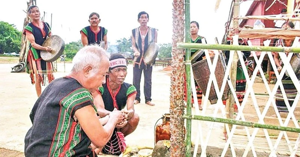 Tam Blang m'prang bon festival of the Mnong people