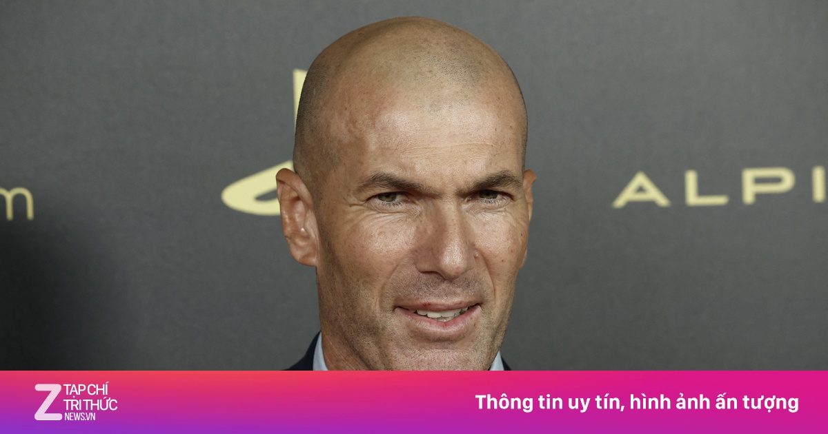 Real Madrid consider bringing Zidane back