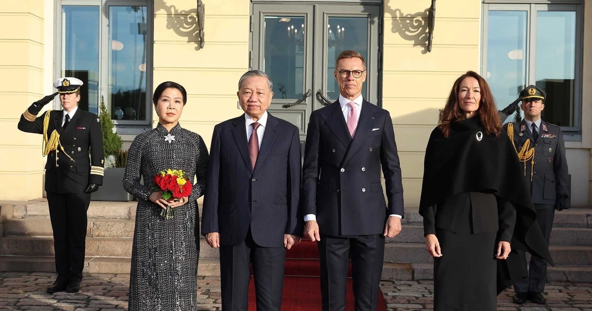 Solemn welcoming ceremony for General Secretary To Lam and his wife on ...