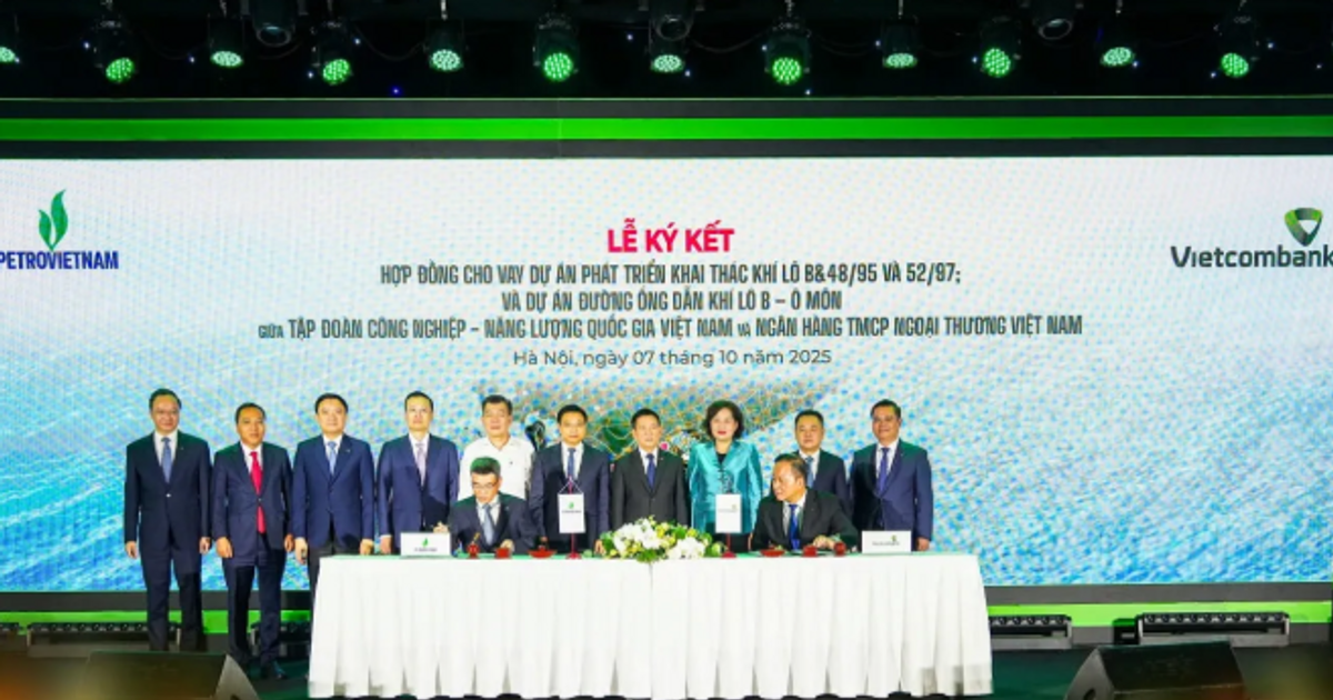 Vietcombank and Petrovietnam signed a credit contract of over 1 billion ...