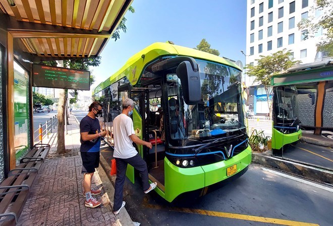Ho Chi Minh City will have more than 3,600 electric buses by 2030, CNG buses will also be ...