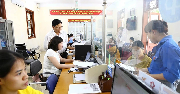 Da Bac commune deploys two-level local government to serve the people