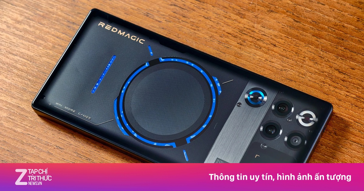 The world's first smartphone with water cooling has gone on sale.