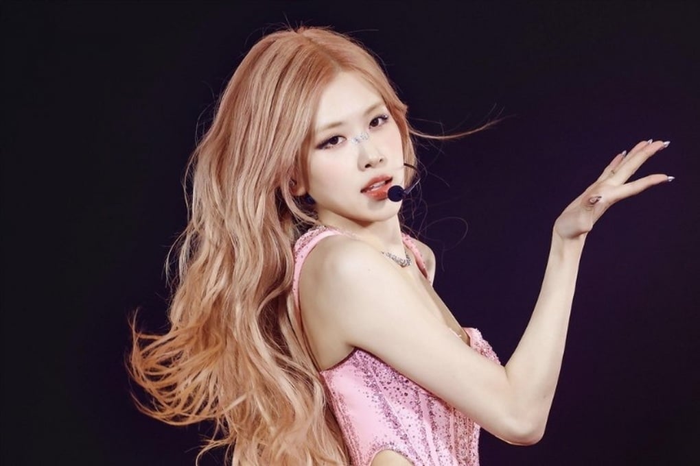 Rosé là nghệ sĩ Hàn đầu tiên được đề cử Ca khúc của năm tại Grammy