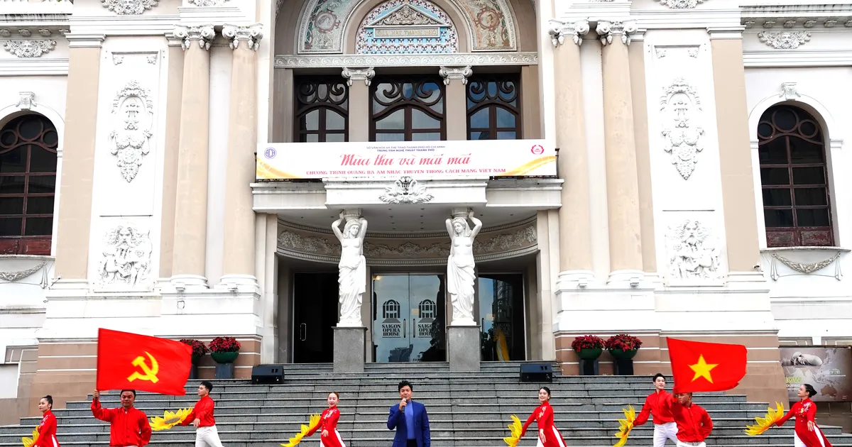 កម្មវិធីតន្ត្រី "វៀតណាម ជើងមេឃបើកចំហ"