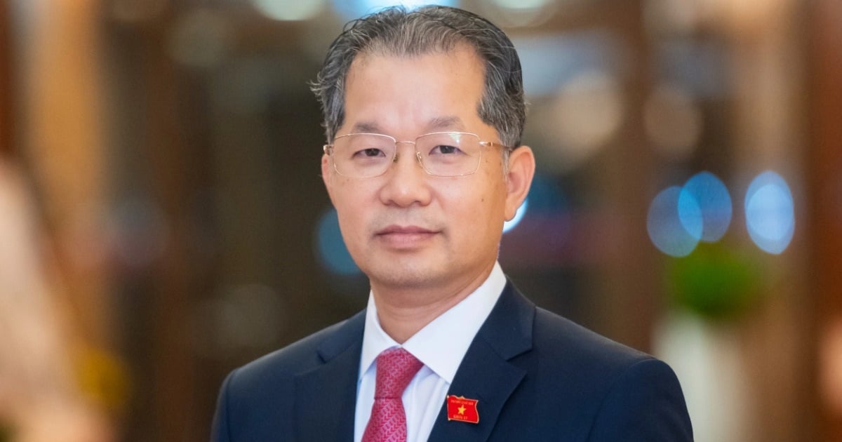 Mr. Nguyen Van Quang was elected Chief Justice of the Supreme People's ...