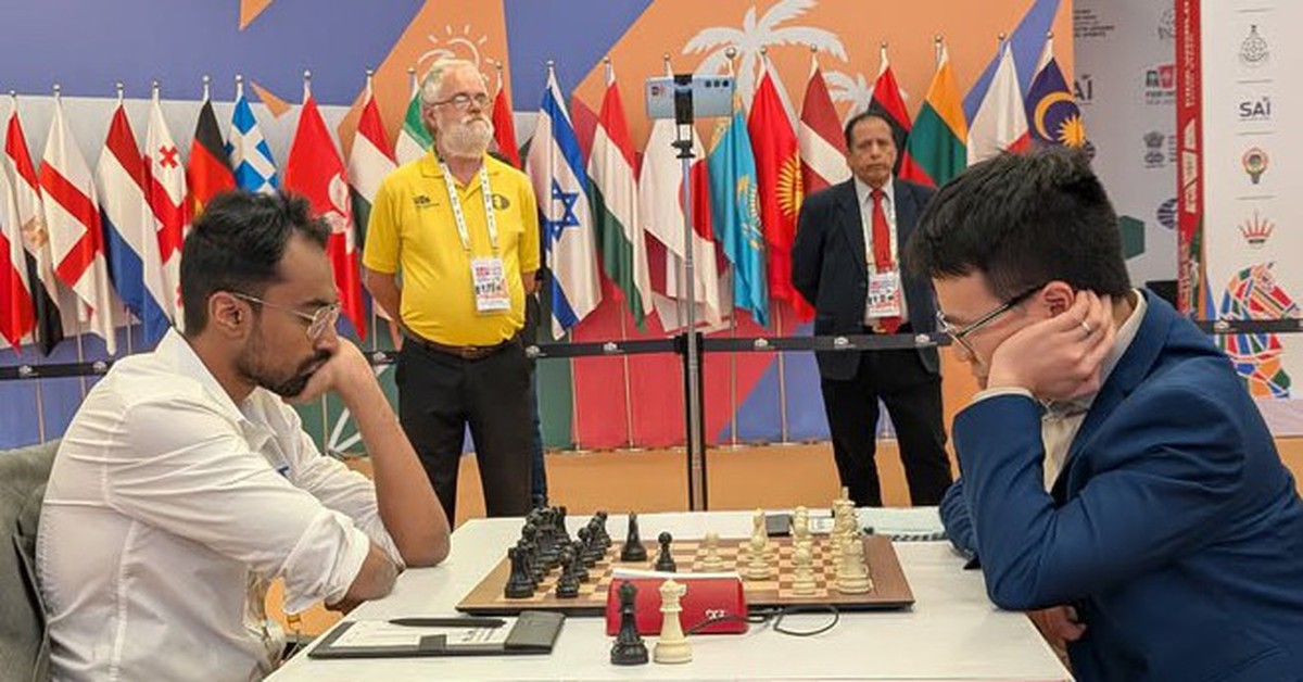 Le Quang Liem shares points in the first game of round 4 of the 2025 ...