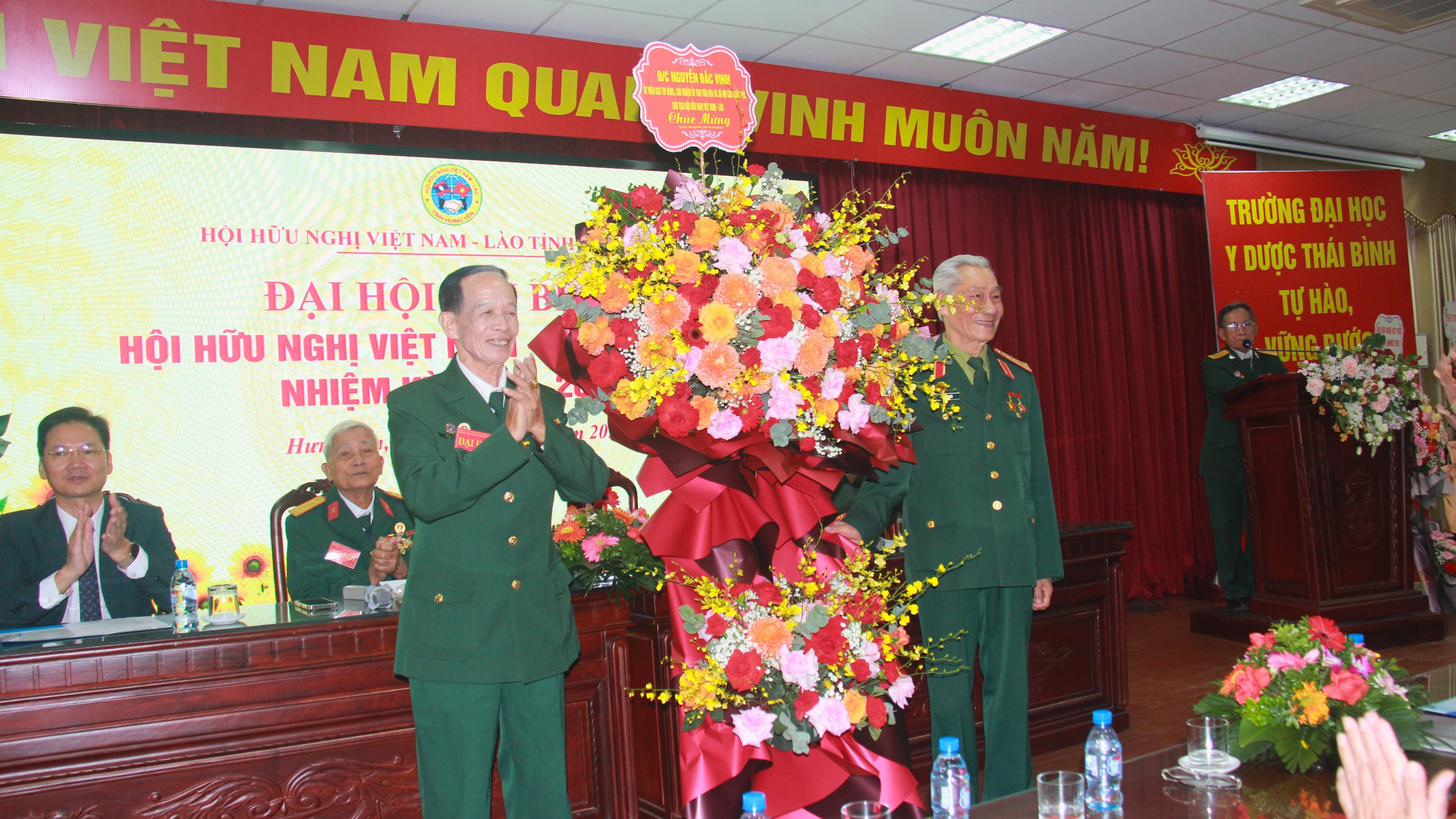 A new beginning of the Vietnam - Laos Friendship Association of Hung ...
