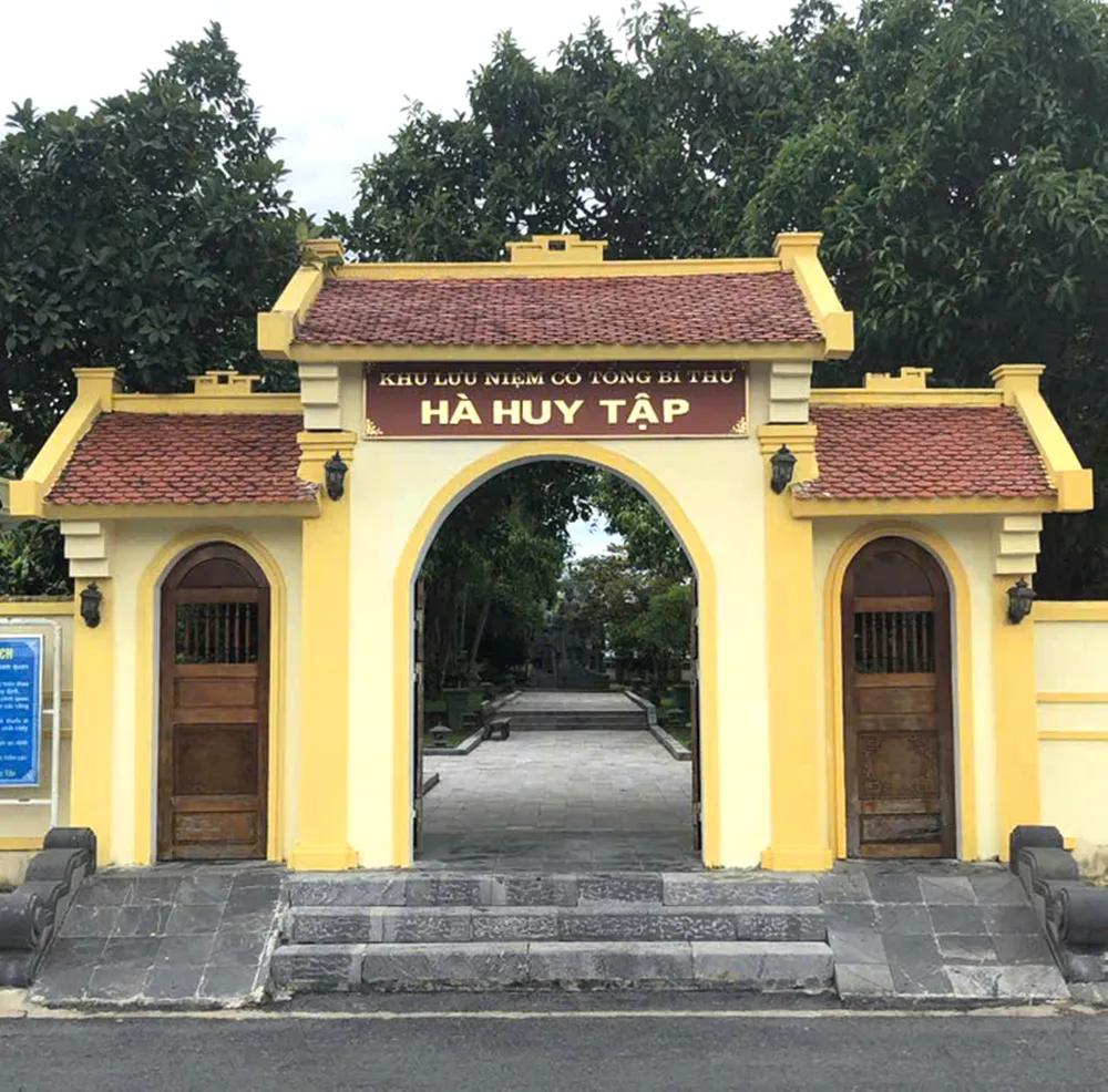 Construction begins on the project to restore and renovate the tomb and ...