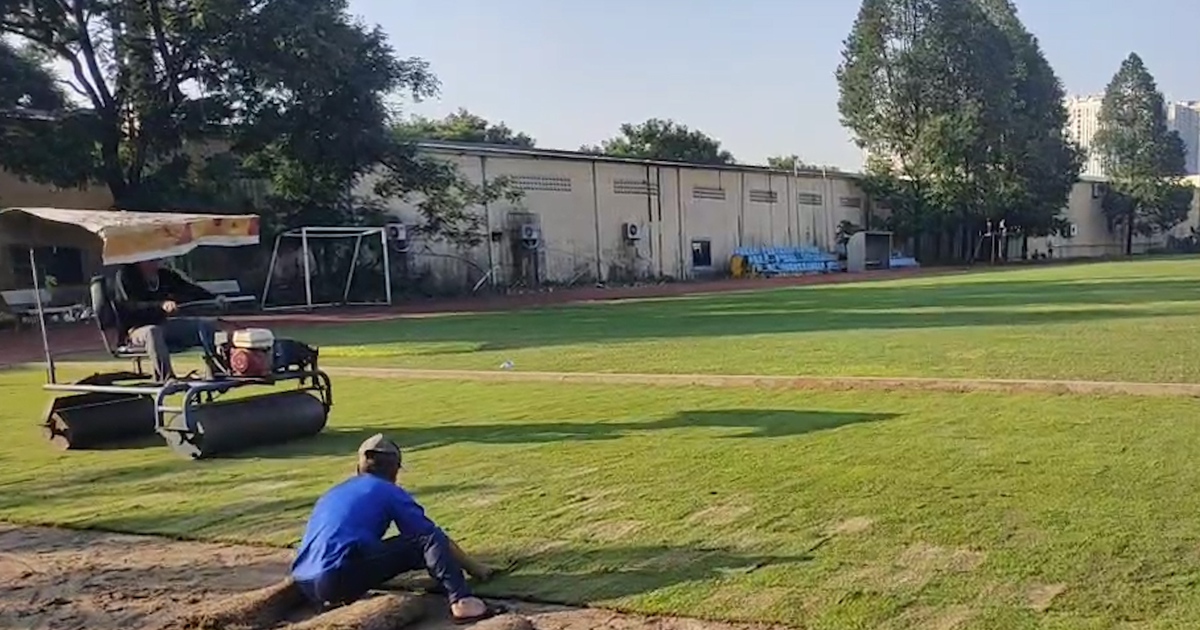 My Dinh secondary field is testing planting a new type of grass, the ...