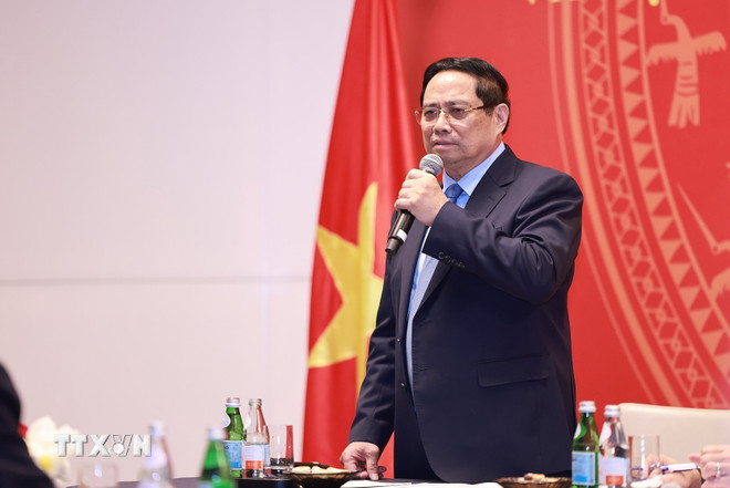 Perdana Menteri Pham Minh Chinh dan istrinya bertemu dengan komunitas ...