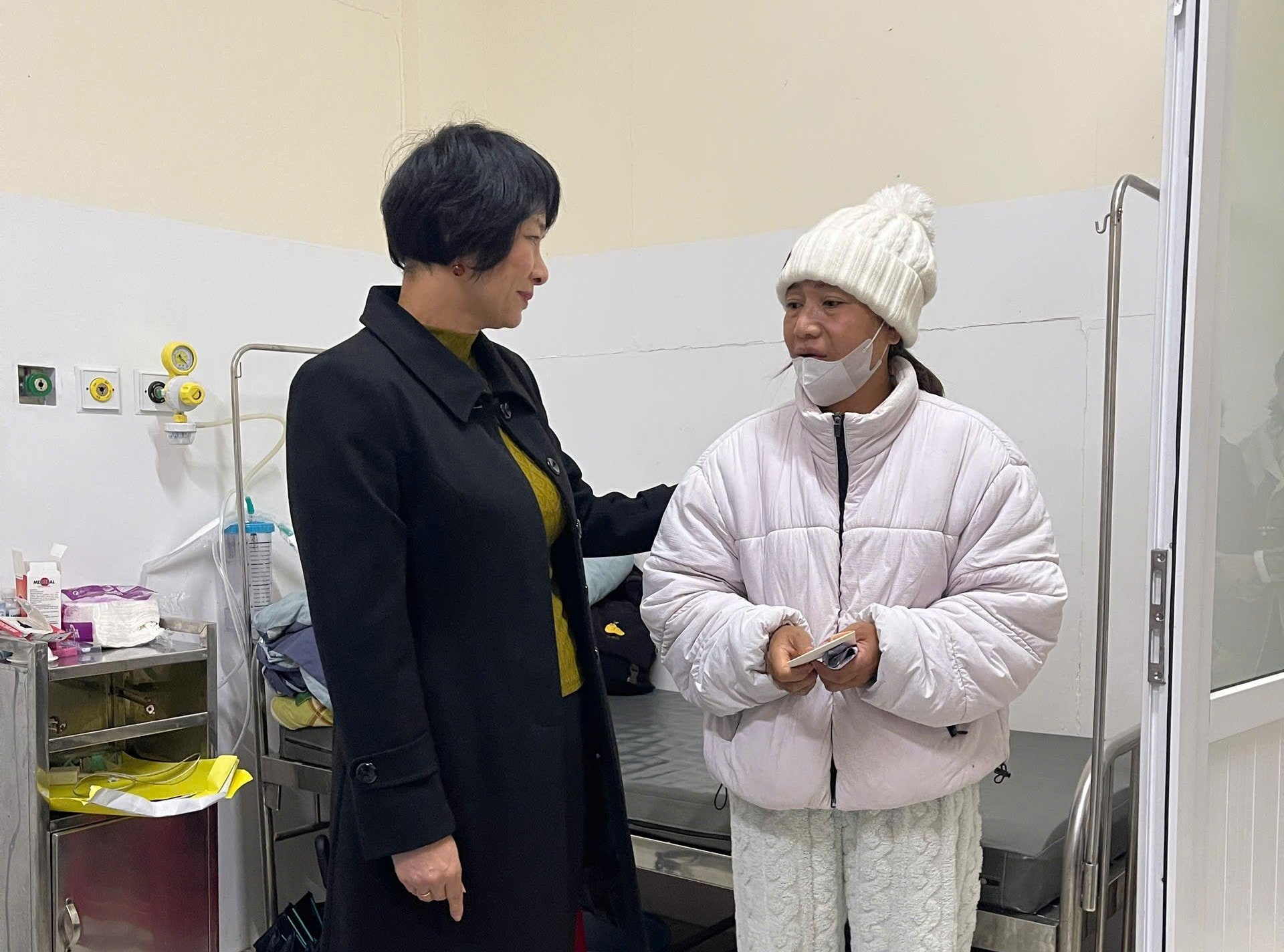 La presidenta del Comité del Frente de la Patria de Vietnam de la provincia de Lam Dong, Pham ...