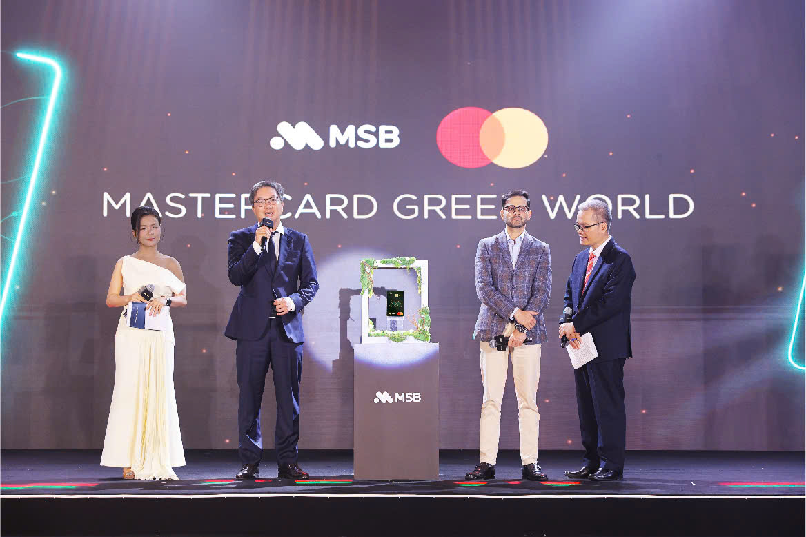 MSB launches MSB Mastercard Green World card: The door to "The essence ...