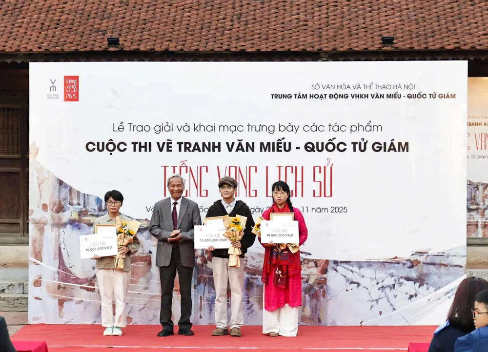 Awarding prizes to 18 outstanding works of the 2025 "Historical Echoes ...