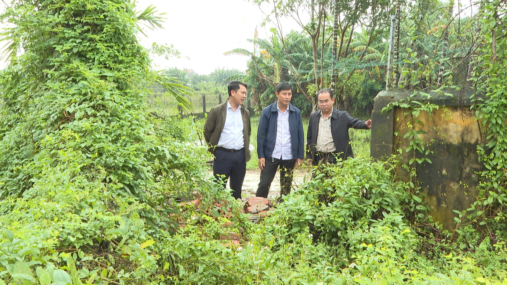 Vice Chairman of the City People's Committee Tran Anh Tuan inspected teaching and learning ...