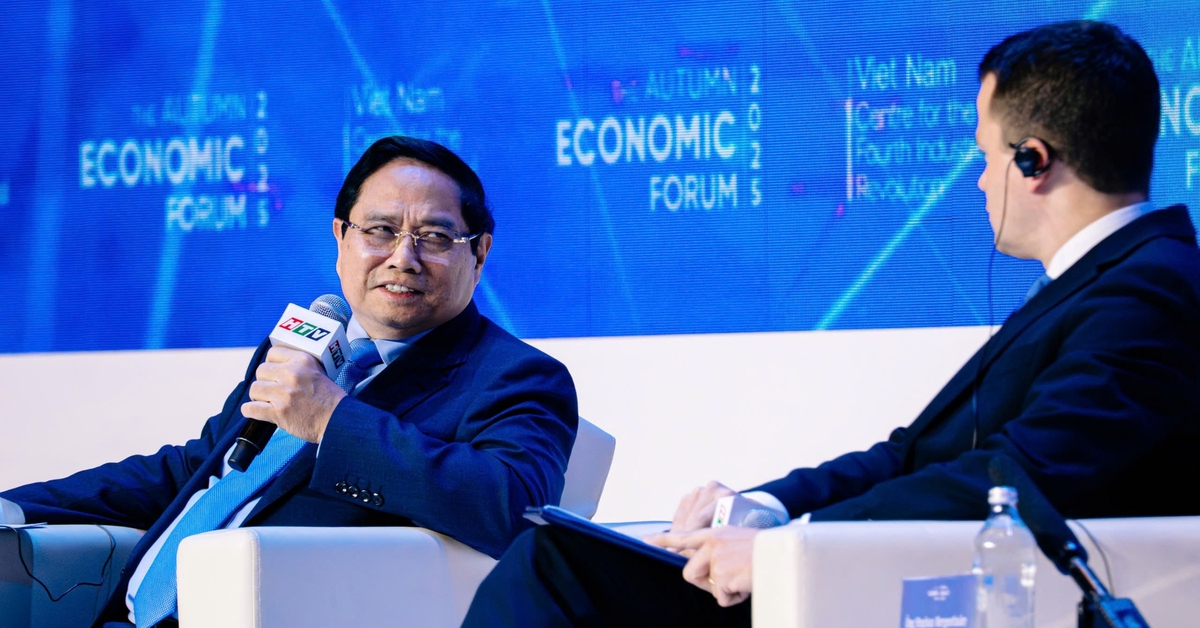 In dialogue with the WEF General Director, the Prime Minister revealed the factors Vietnam chose ...