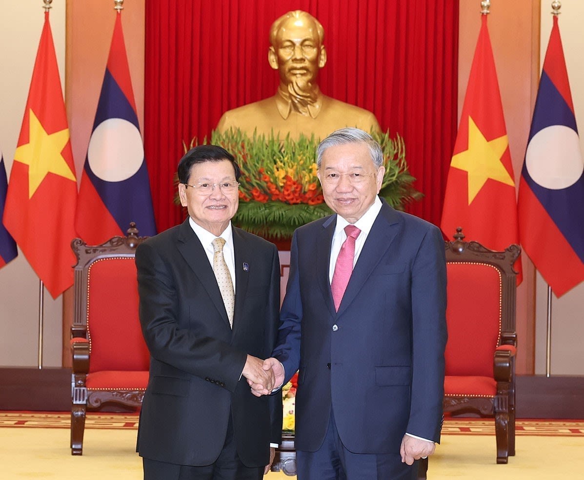 Promouvoir la grande amitié et la solidarité entre le Vietnam et le Laos