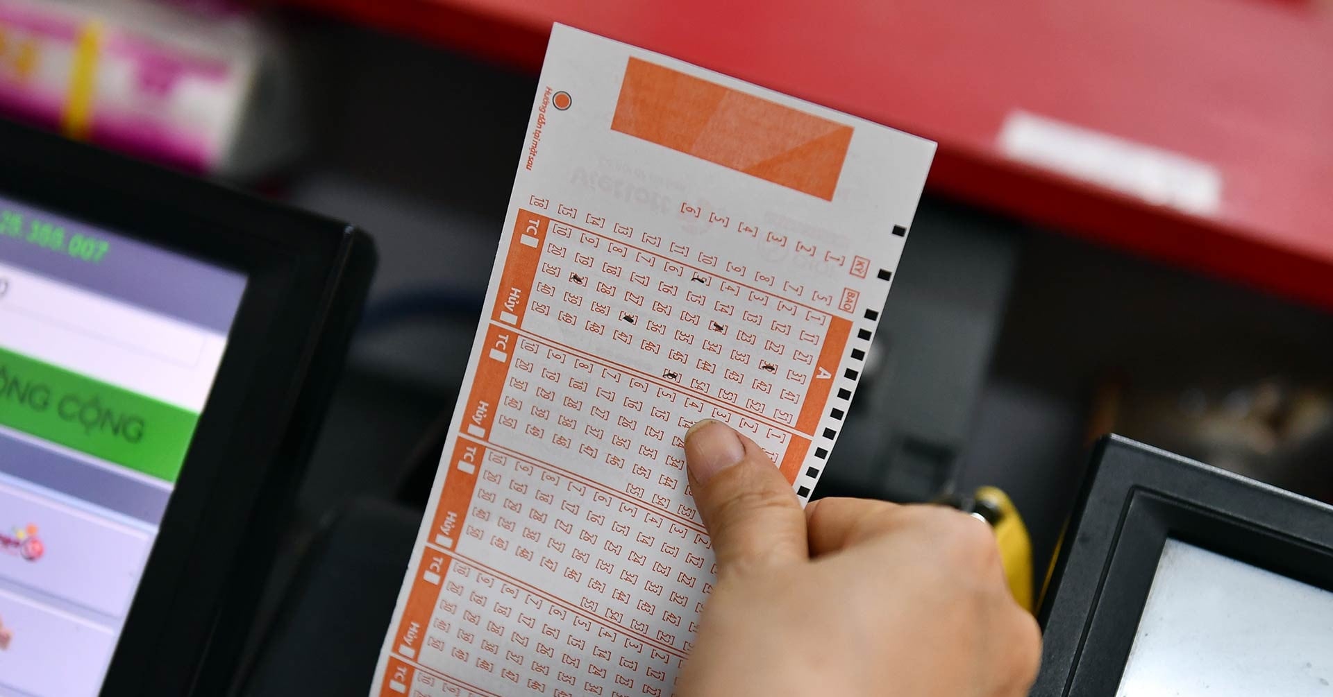 Revealed the place selling the Vietlott jackpot winning lottery ticket ...