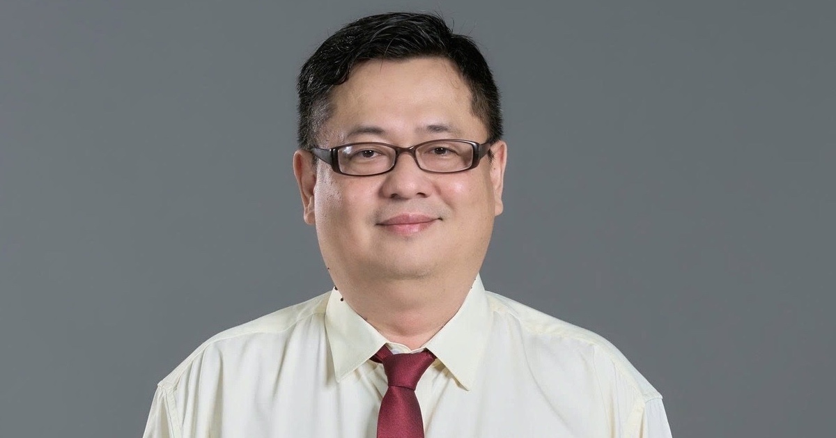 Universitair hoofddocent, Dr. Nguyen Tan Tran Minh Khang ...