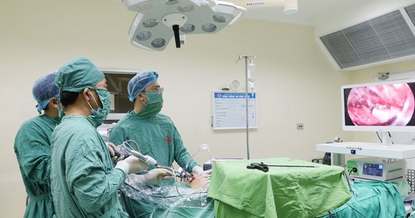 Transoral endoscopic thyroid surgery at Vietnam - Sweden Hospital Uong Bi