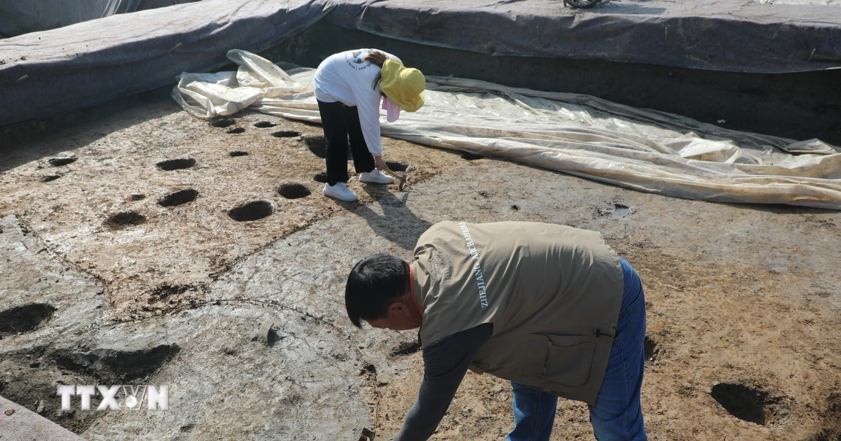 Rare blue pigment discovered on 13,000-year-old artifact.