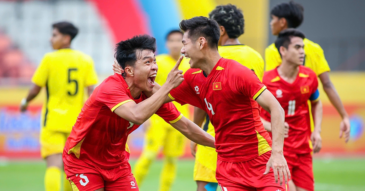 A day of great victory for Vietnamese football.