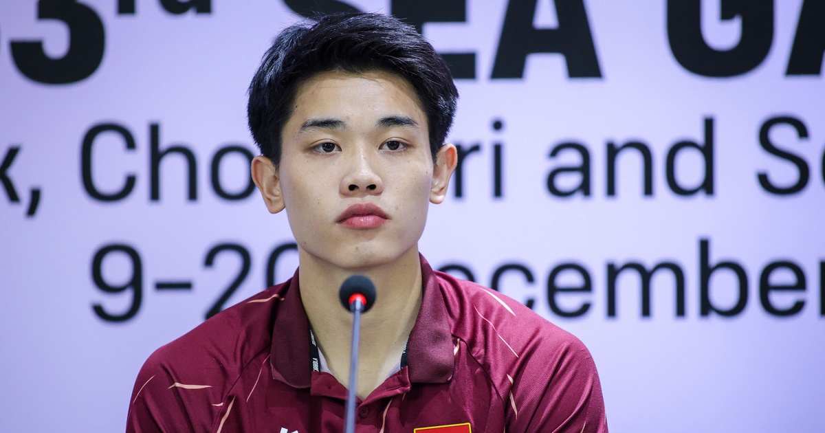 Dinh Bac won Man of the Match three times, but never thought about the Golden Ball.