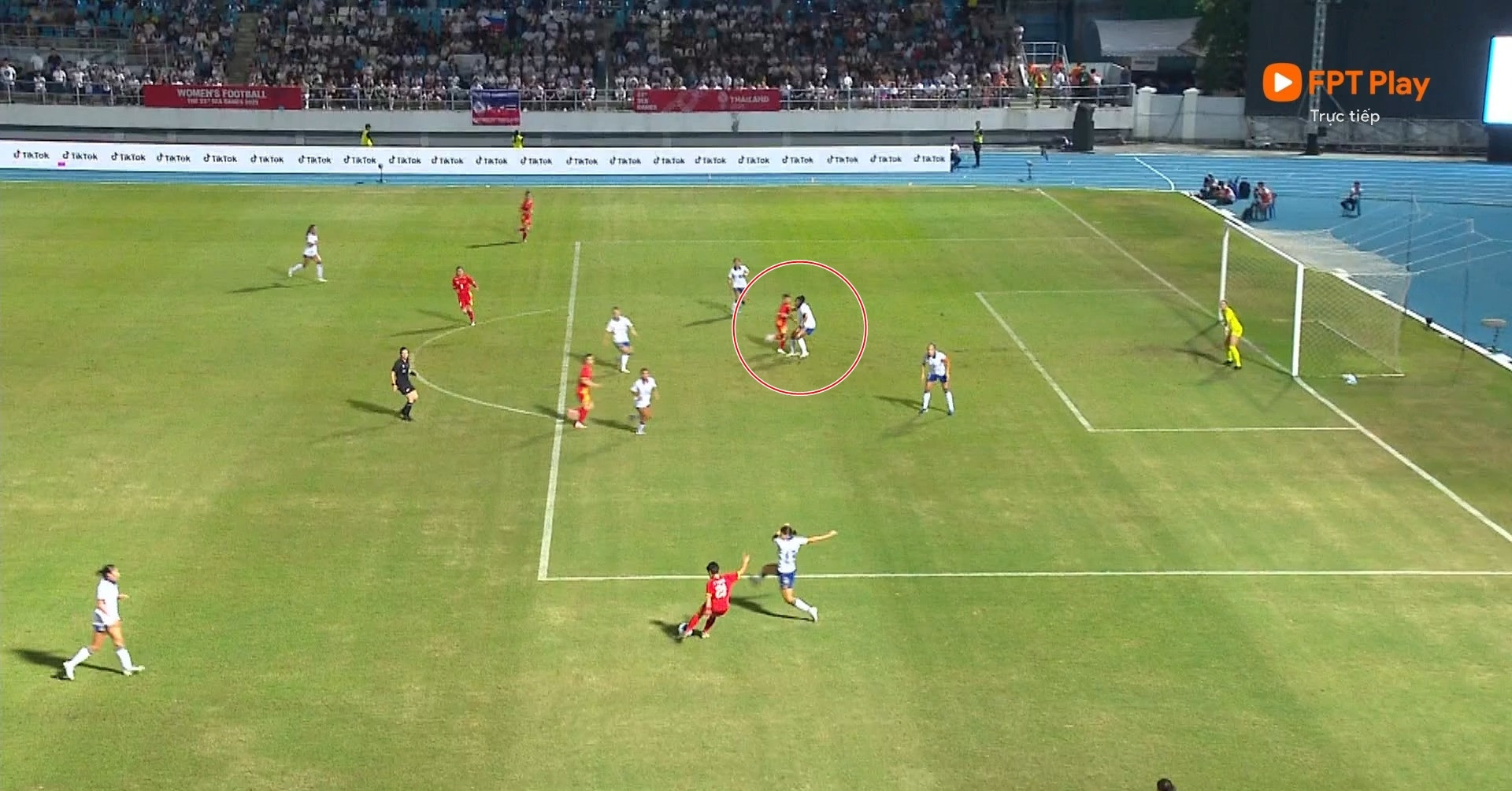 Video shows referee 'blatantly stealing' a beautiful goal from the ...
