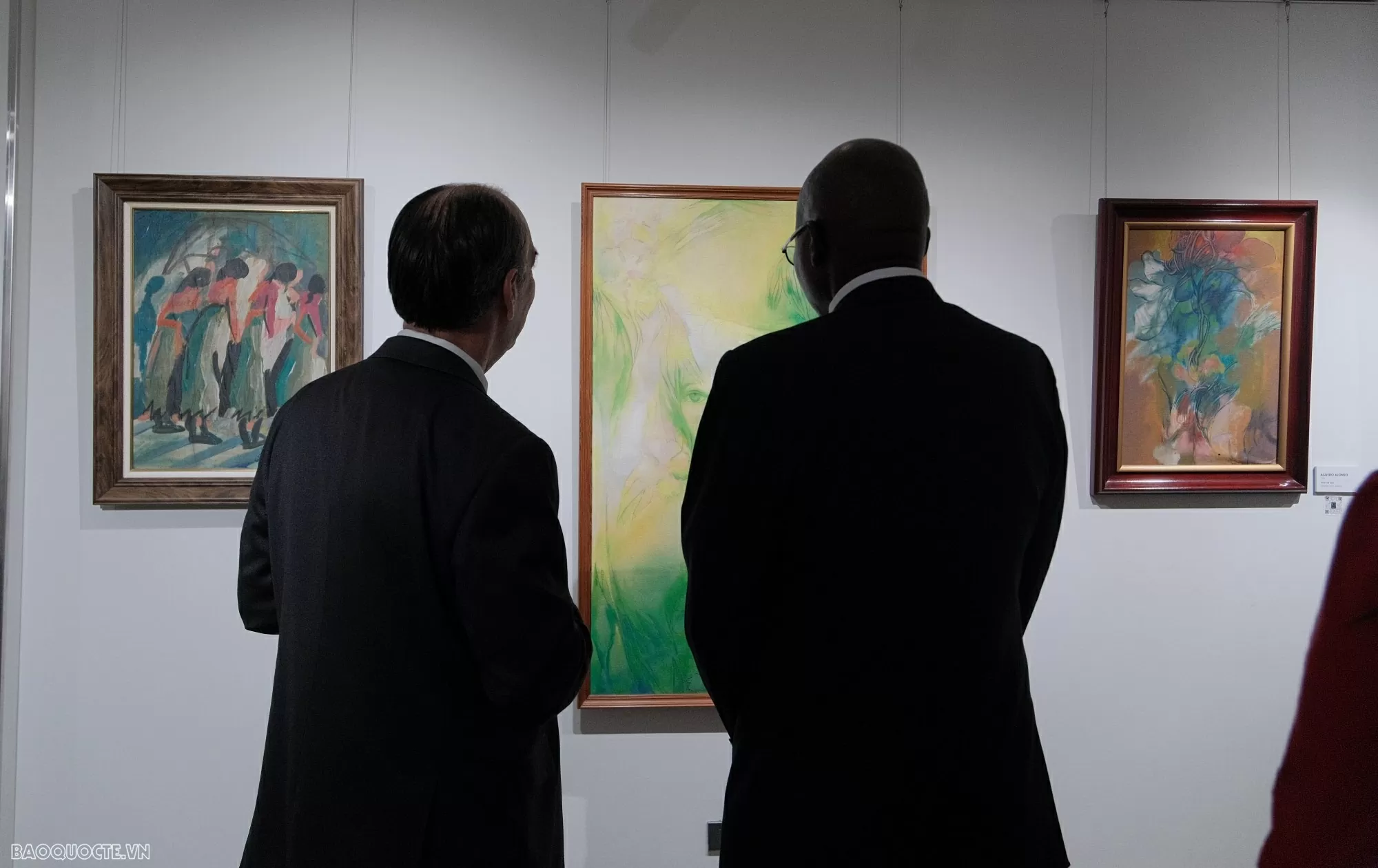 A cultural bridge through the colors of Cuba and Latin America.