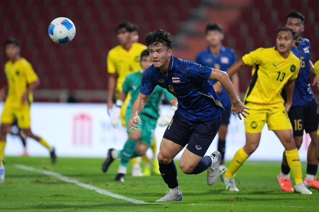Vietnam U22 vs Thailand U22 (7:30 PM today): Dinh Bac and Le Victor will start.