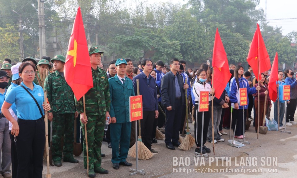 Dong Dang commune launches campaign to restore traffic order, clear ...