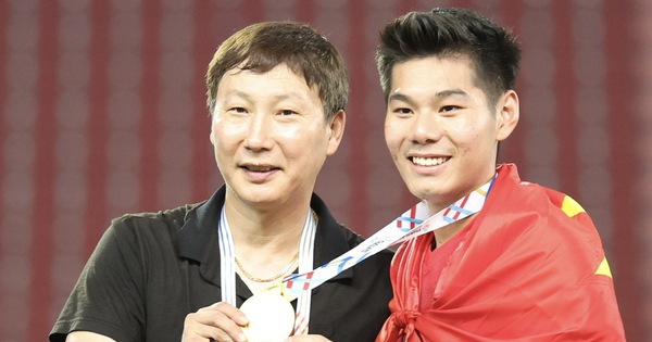 Coach Kim Sang-sik onthult de motiverende woorden die het U22-team ...