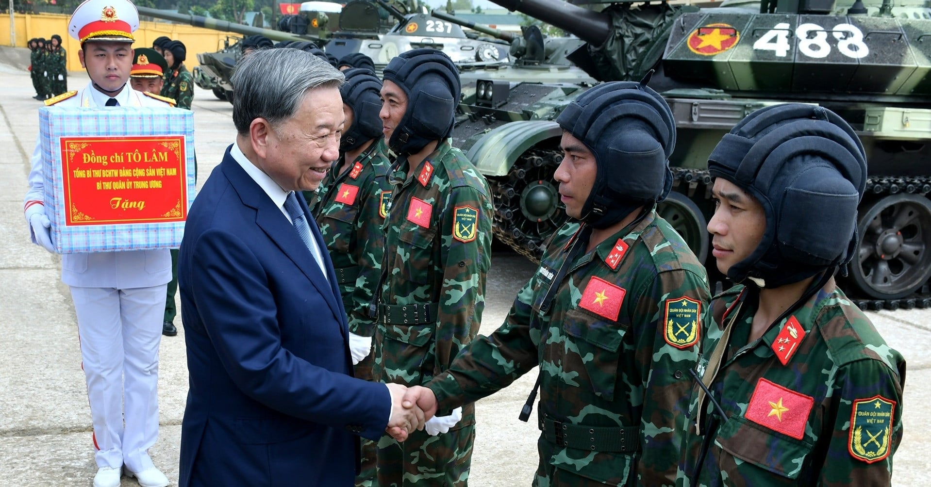 Strengthening the absolute and direct leadership of the Party over the ...