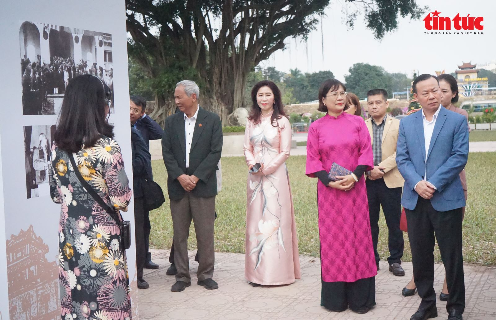 Ouverture de l'exposition « Patrimoine culturel vietnamien - Vitalité ...