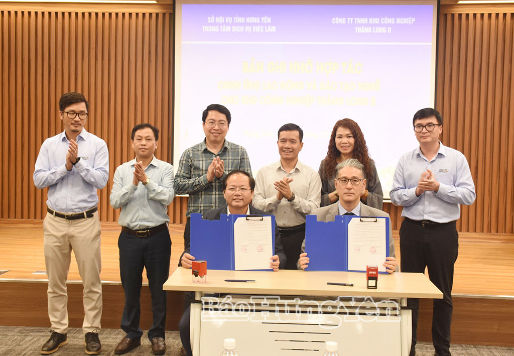Signing of a memorandum of cooperation on job placement, vocational ...