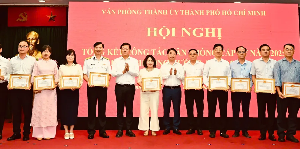 Digital transformation: A key condition for Party committee offices to ...