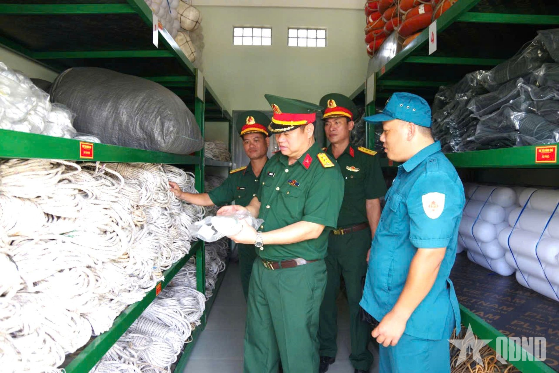 The Da Nang City Military Command is doing a good job of "three things ...