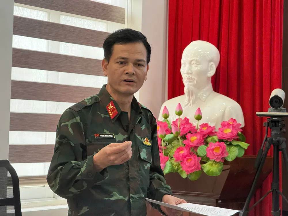Quang Ngai: Diesel spill cleanup to be completed before December 31st.