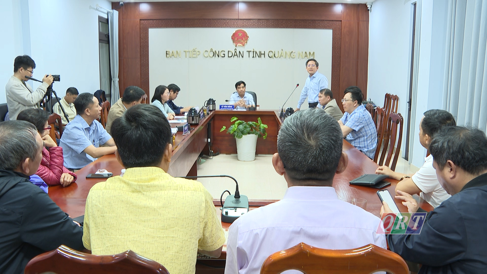 Le président du Comité populaire provincial de Quang Nam reçoit des ...